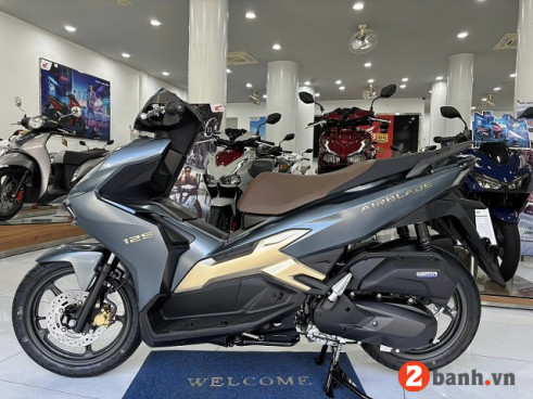 Air Blade 2025 phiên bản mới nhất 160/125 tại đại lý Honda