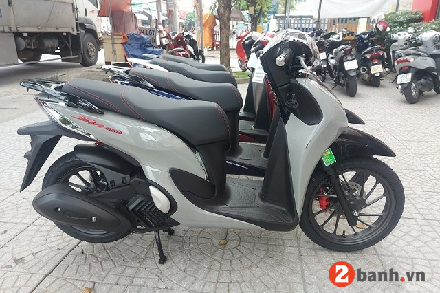 SH Mode 2023 Xám xi măng bản Thể thao giá bao nhiêu tháng 8?