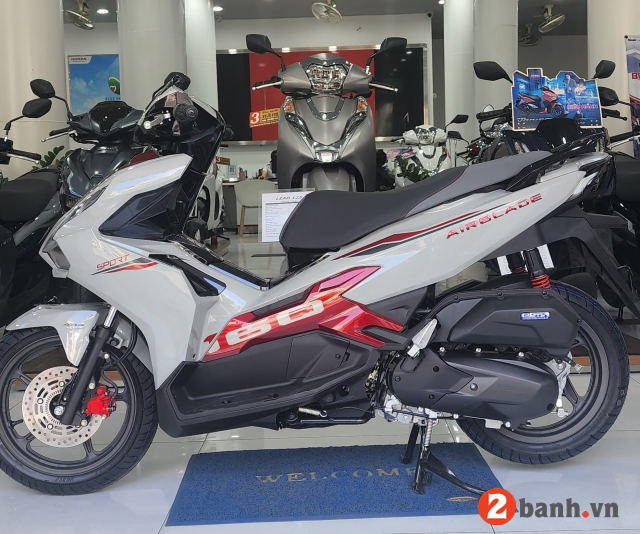 Air Blade 2025 phiên bản mới nhất 160/125 tại đại lý Honda